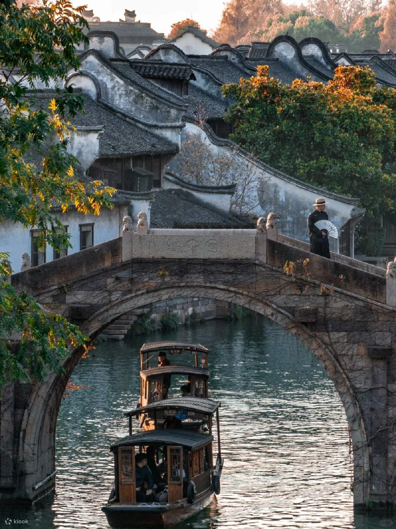 [Roundtrip from Shanghai] Jiaxing Wuzhen Luxury Private Group 1-Day ...
